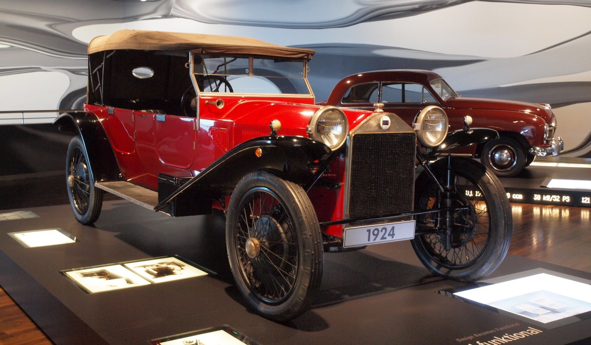 Lancia Lambda - A True Breakthrough in Automotive Technology
